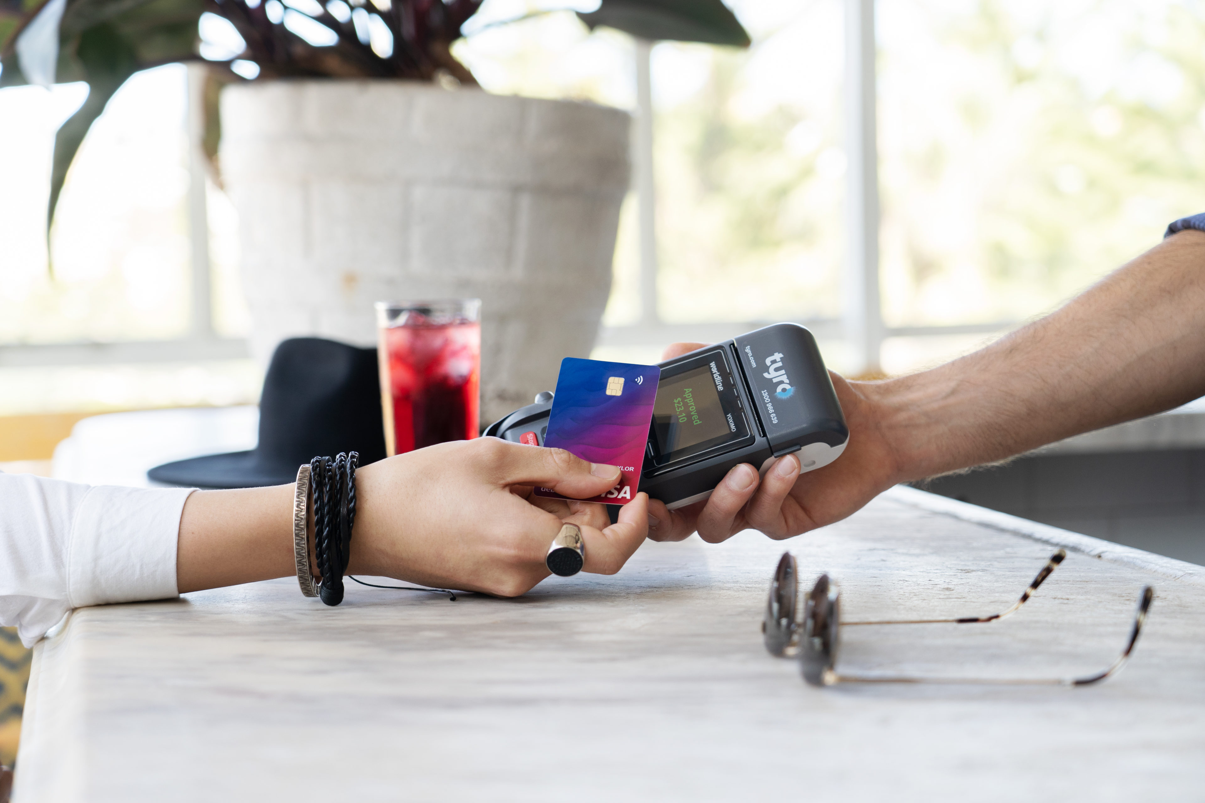 What is least-cost routing and how can it benefit my business? | Tyro