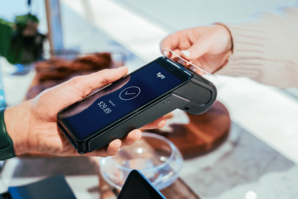 Tyro Pro: Modern EFTPOS Machine for Your Payment Needs